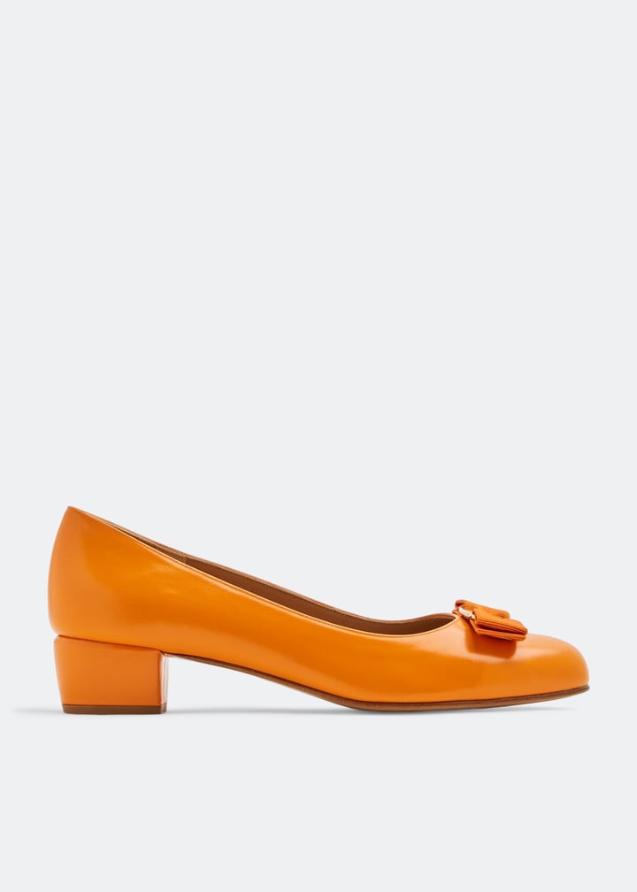 Ferragamo Vara bow pumps for Women - Orange in UAE | Level Shoes