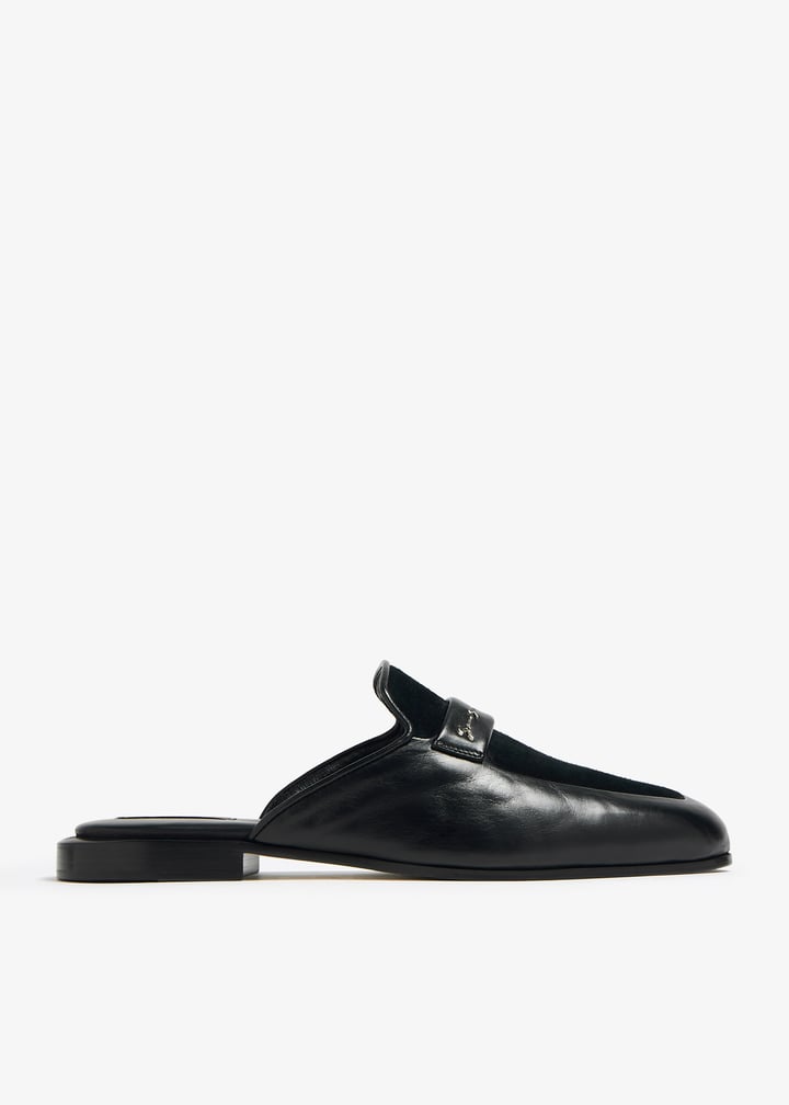 Givenchy Show slippers for Men - Black in UAE | Level Shoes