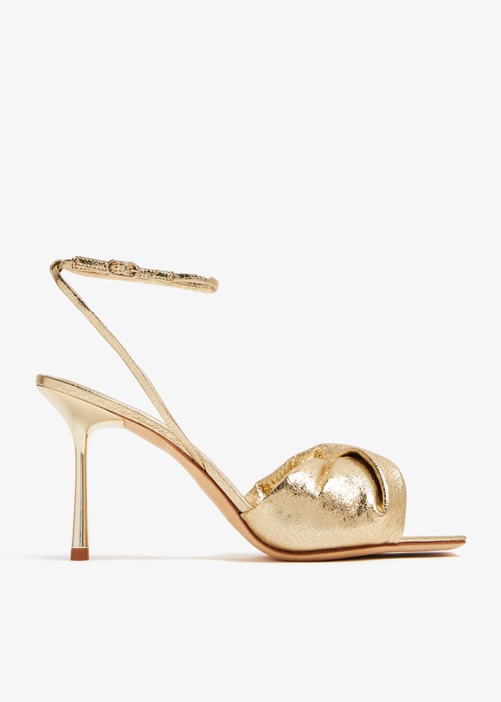 Studio Amelia Twisted 90 sandals for Women - Gold in UAE | Level Shoes