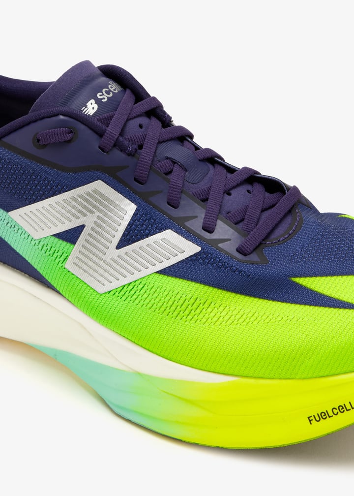 New Balance FuelCell SuperComp Elite v5 running shoes for Women - Navy ...