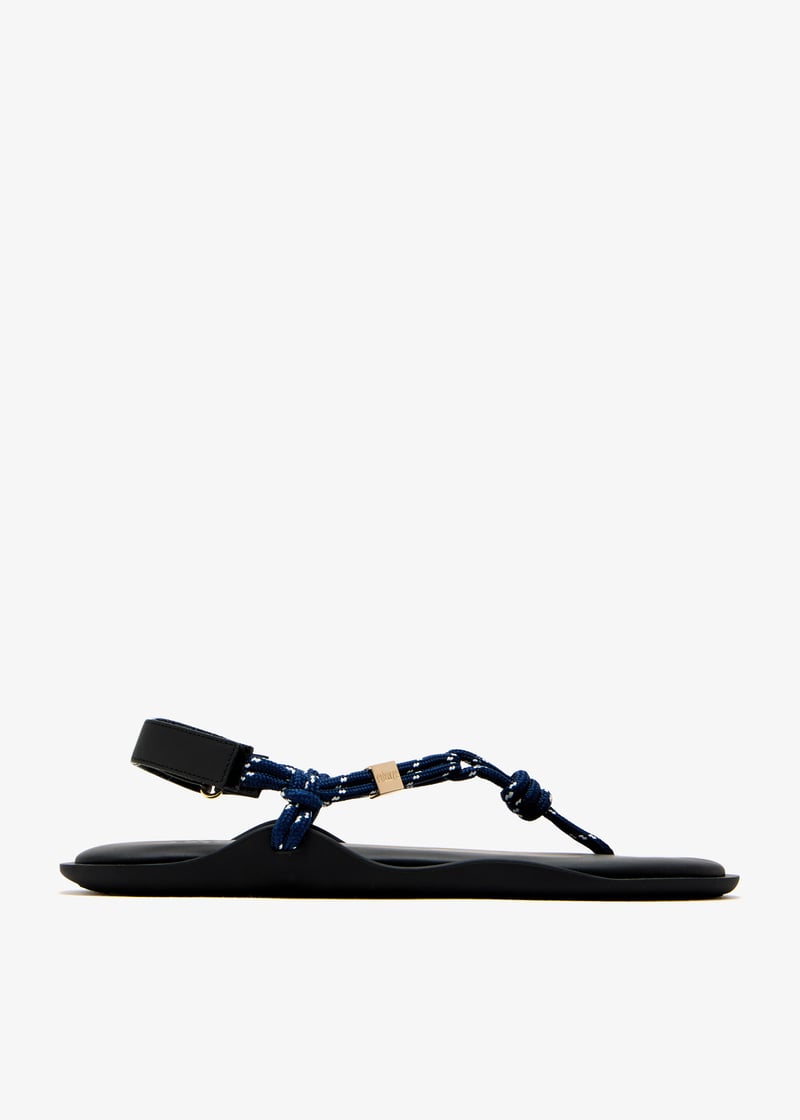 Flowze Flò sandals for Women - Navy in UAE | Level Shoes